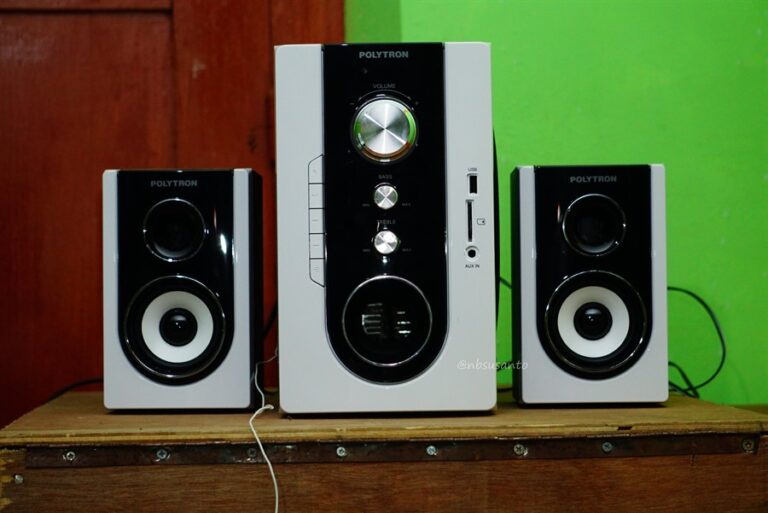 Polytron PMA 9300, speaker 2.1 yang cukup mantap